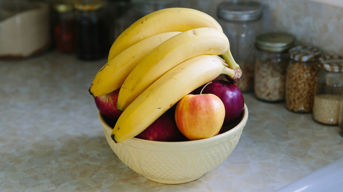 Are bananas good before a run?