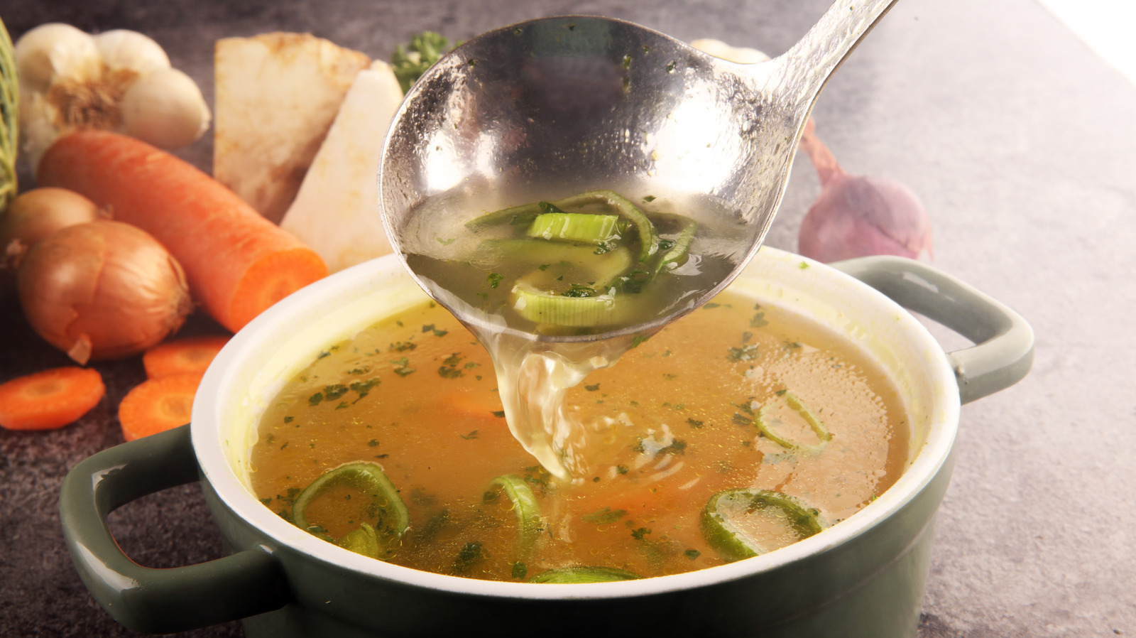 Are bouillon and broth interchangeable?