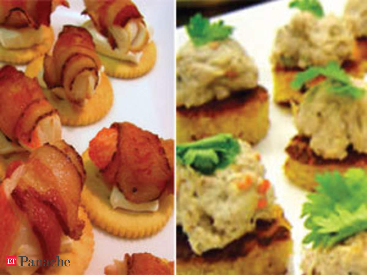 Are canapés and hors d'oeuvres the same?