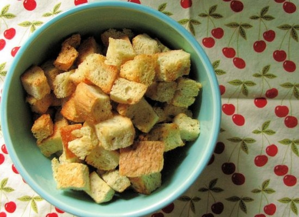 Are croutons a garnish?