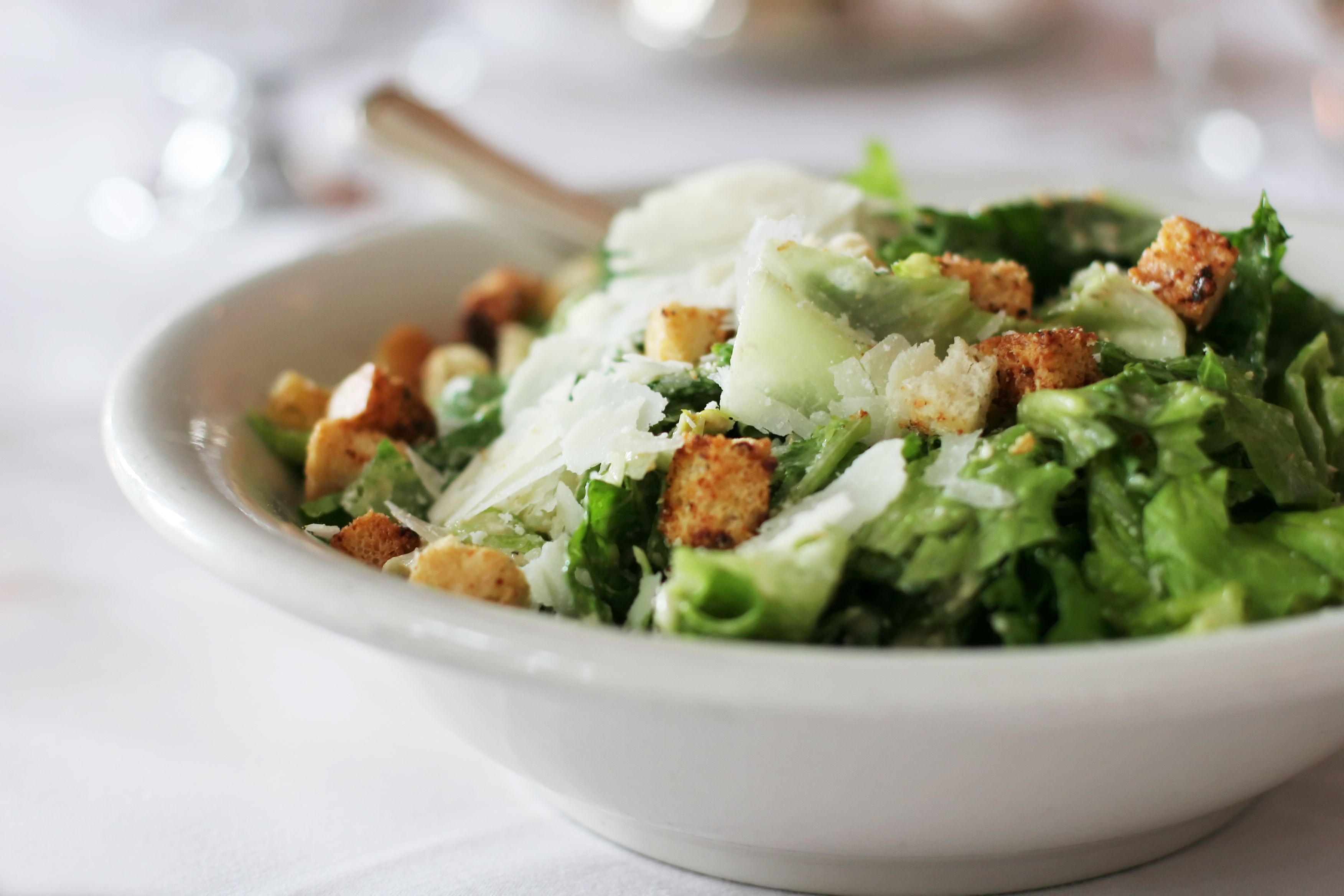 Are croutons bad in salad?