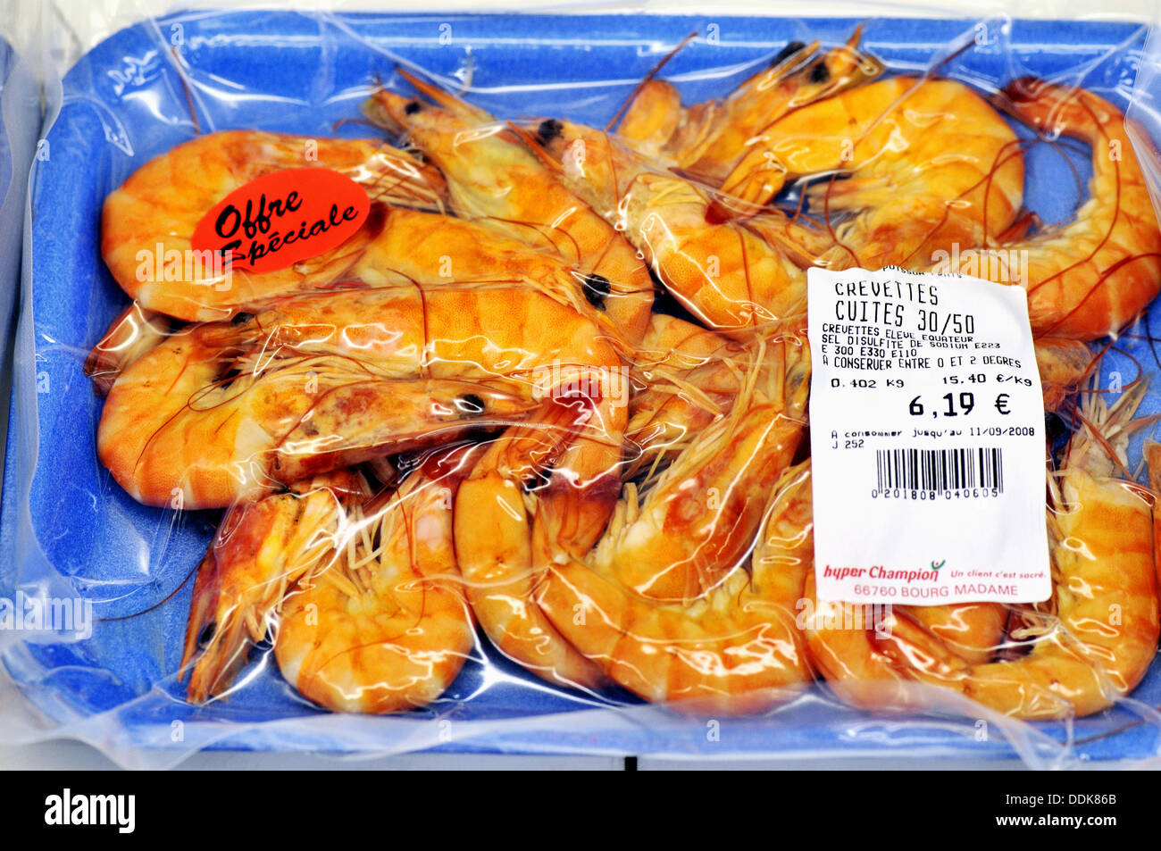 Are prawns from the supermarket cooked?