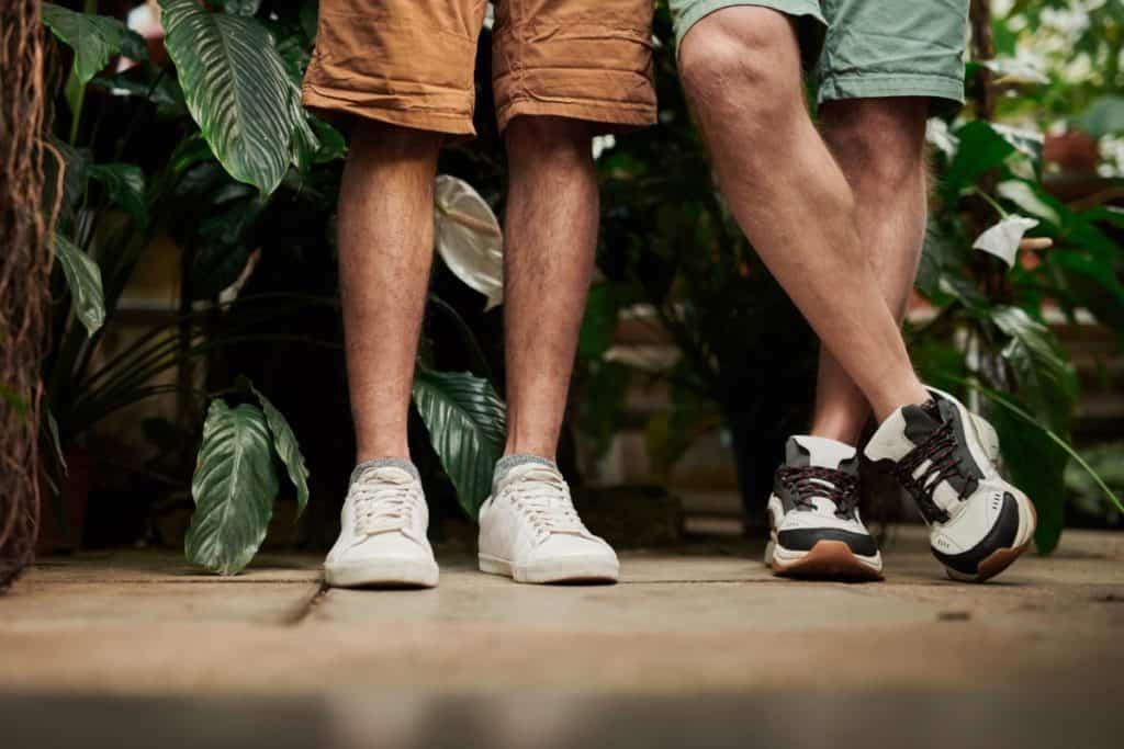 Are shorts allowed in the kitchen?