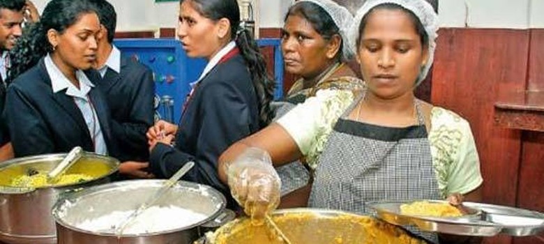 Are there soup kitchens in India?