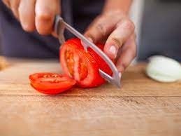 Are tomatoes bad for gout sufferers?