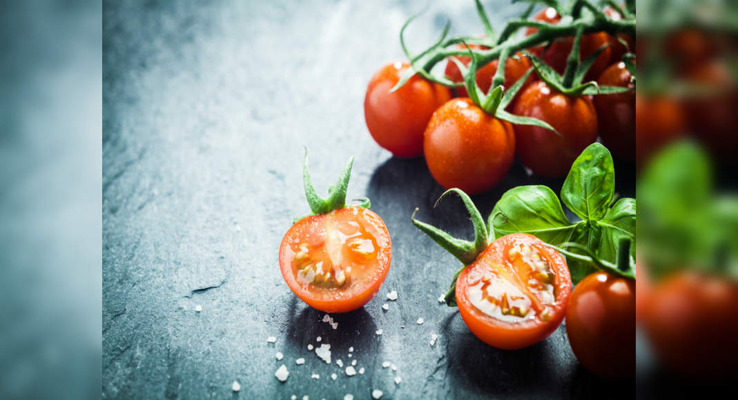 Are tomatoes good to eat sick?