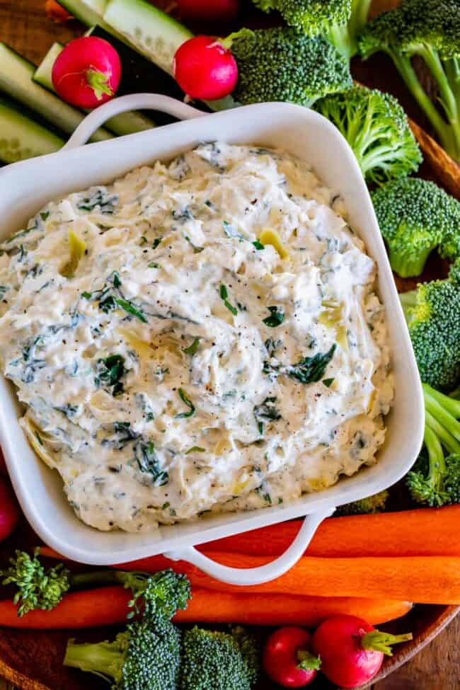 Are you supposed to eat spinach artichoke dip hot or cold?