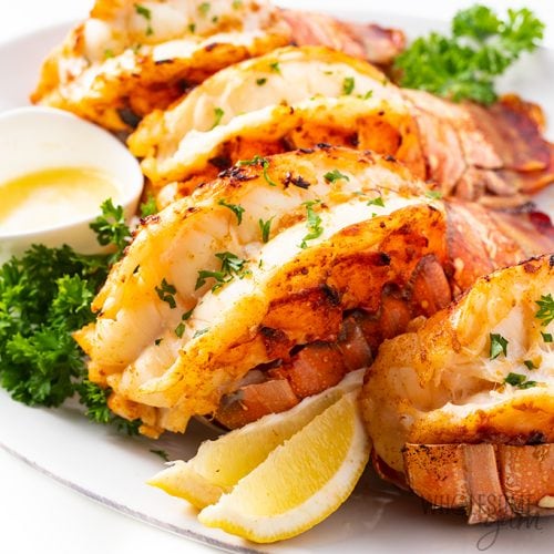 At what temperature do you broil lobster tails?