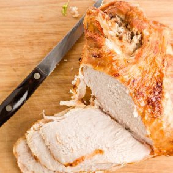 Can a turkey breast be microwaved?