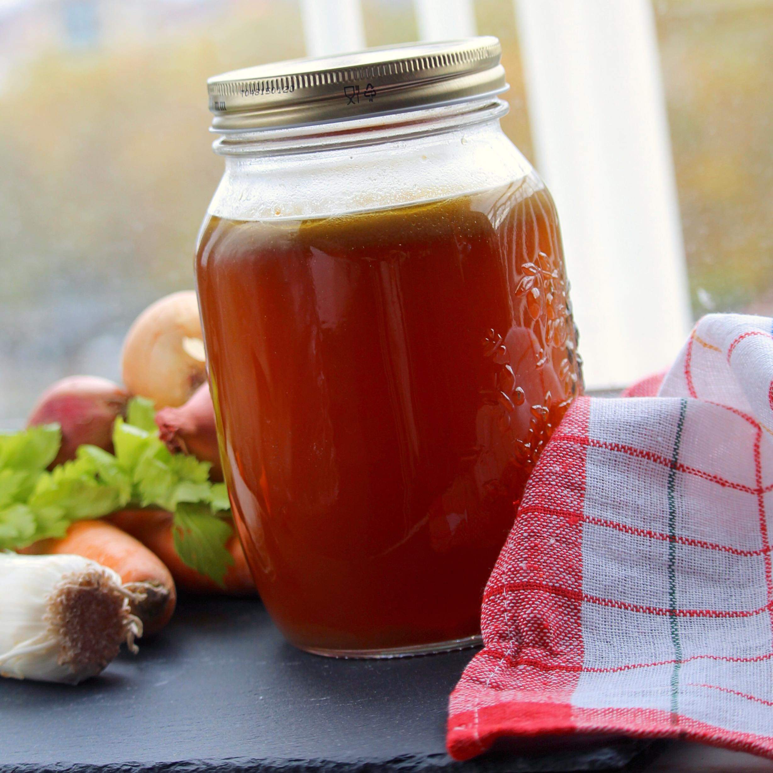 Can a vegetarian eat beef broth?