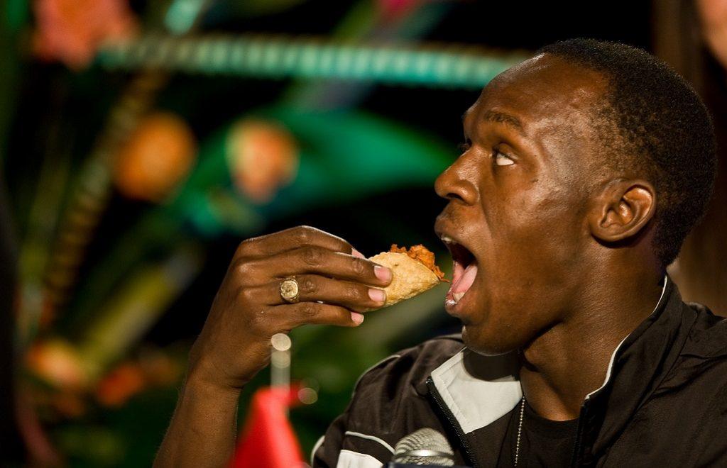 Can athletes eat fried food?