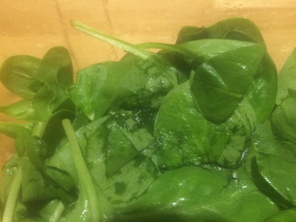 Can baby spinach make you sick?