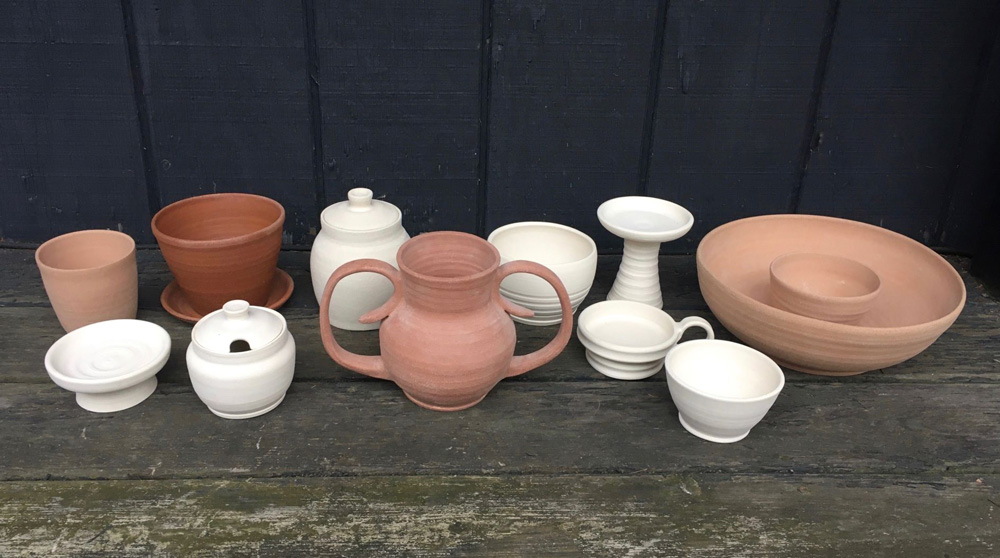 Can bisque fired clay hold water?