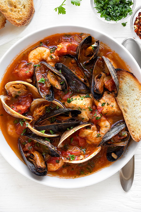 Can cioppino be reheated?