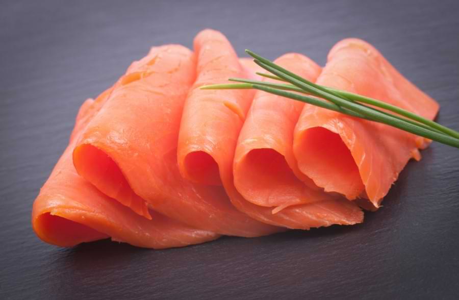 Can cold smoked salmon be eaten raw?