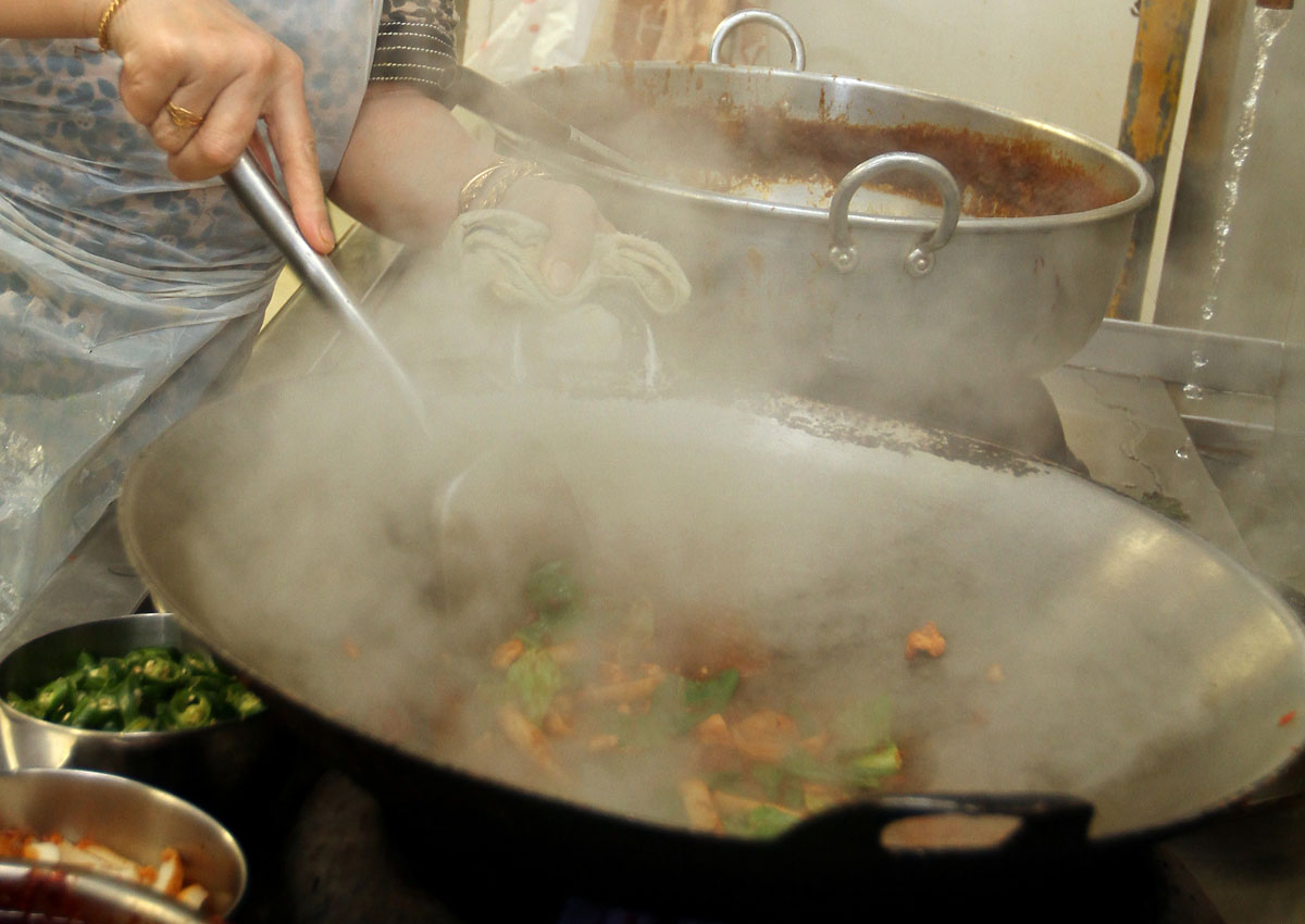 Can cooking fumes cause lung cancer?