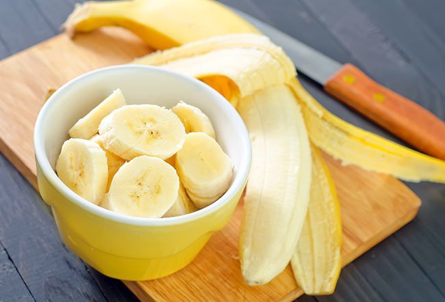 Can dialysis patients eat bananas?