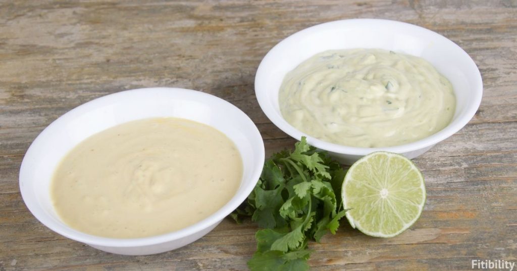 Can dips with mayonnaise be frozen?