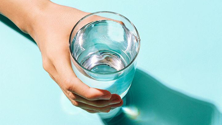 Can drinking water get rid of flatulence?