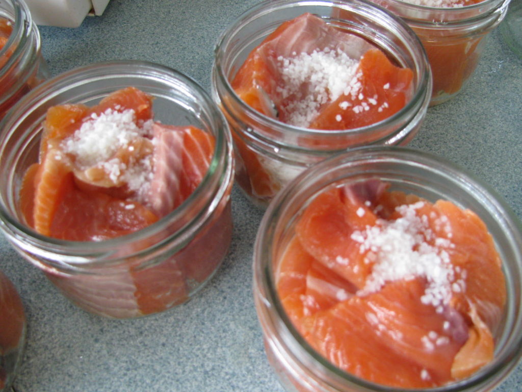 Can frozen salmon be canned?