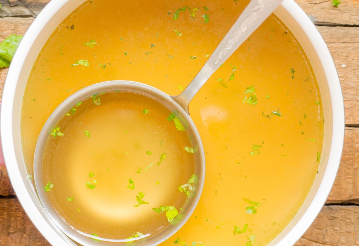 Can I cook chicken in beef broth?