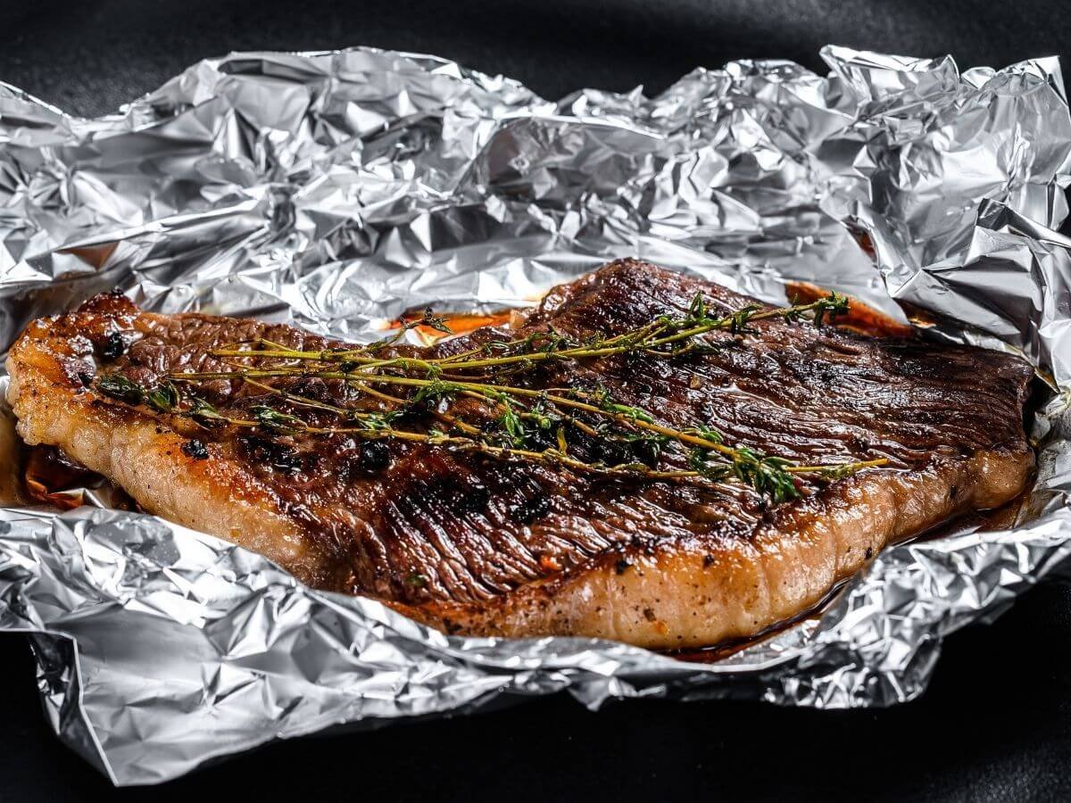 Can I cook steak in foil in the oven?