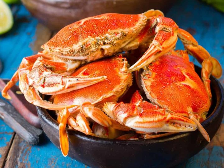 Can I eat cooked crab cold?