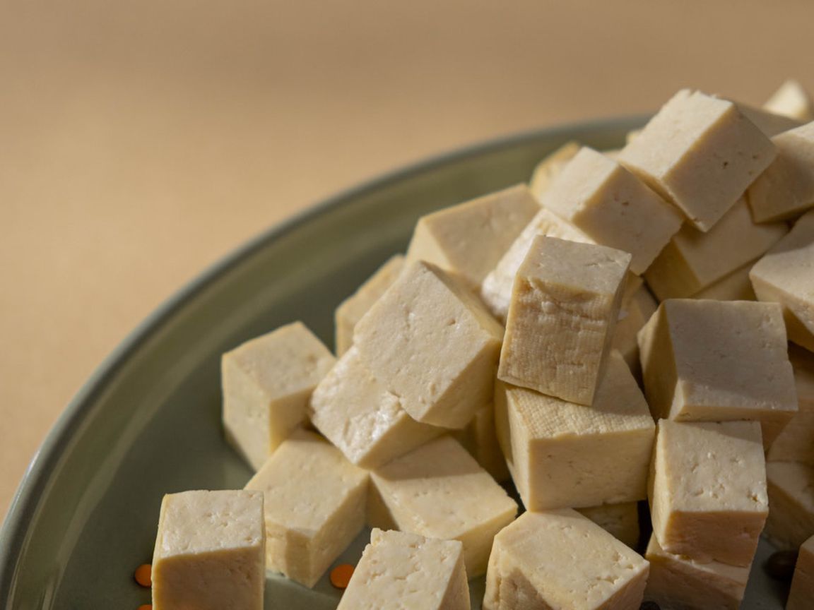 Can I eat sprouted tofu raw?