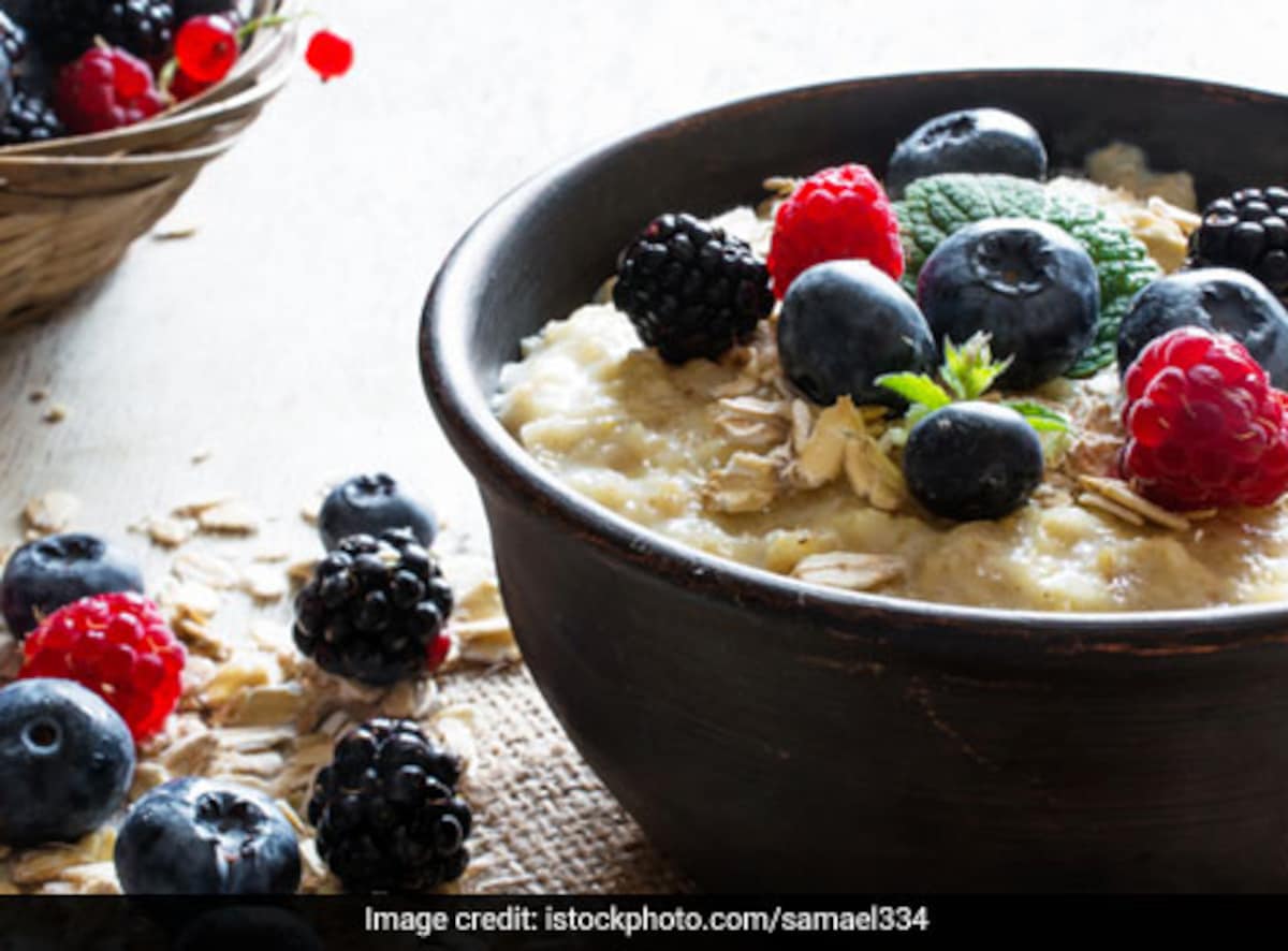 Can I lose weight by just eating oatmeal?