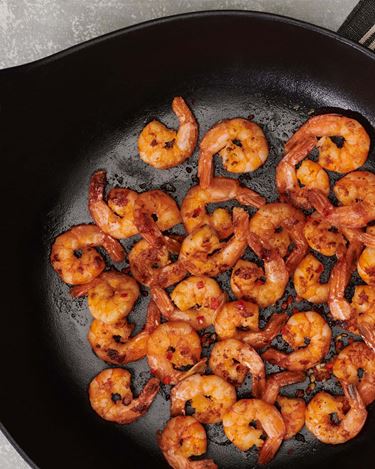 Can I pan fry cooked prawns?