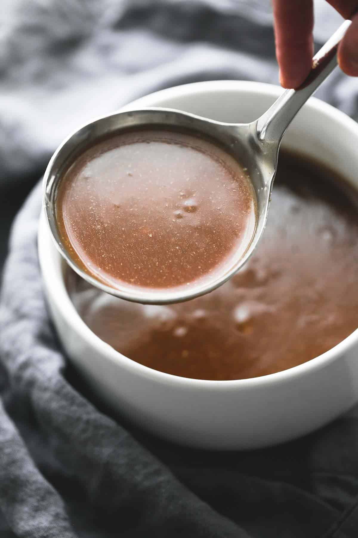 Can I substitute brown gravy mix for beef broth?