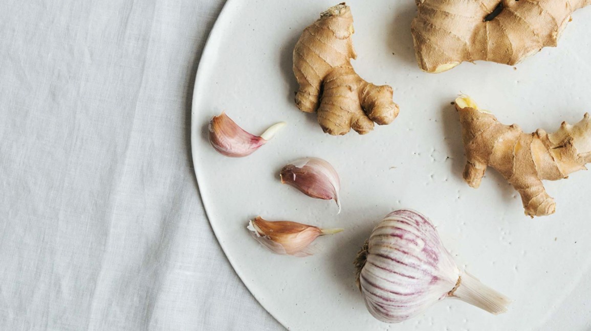 Can I take ginger and garlic on an empty stomach?