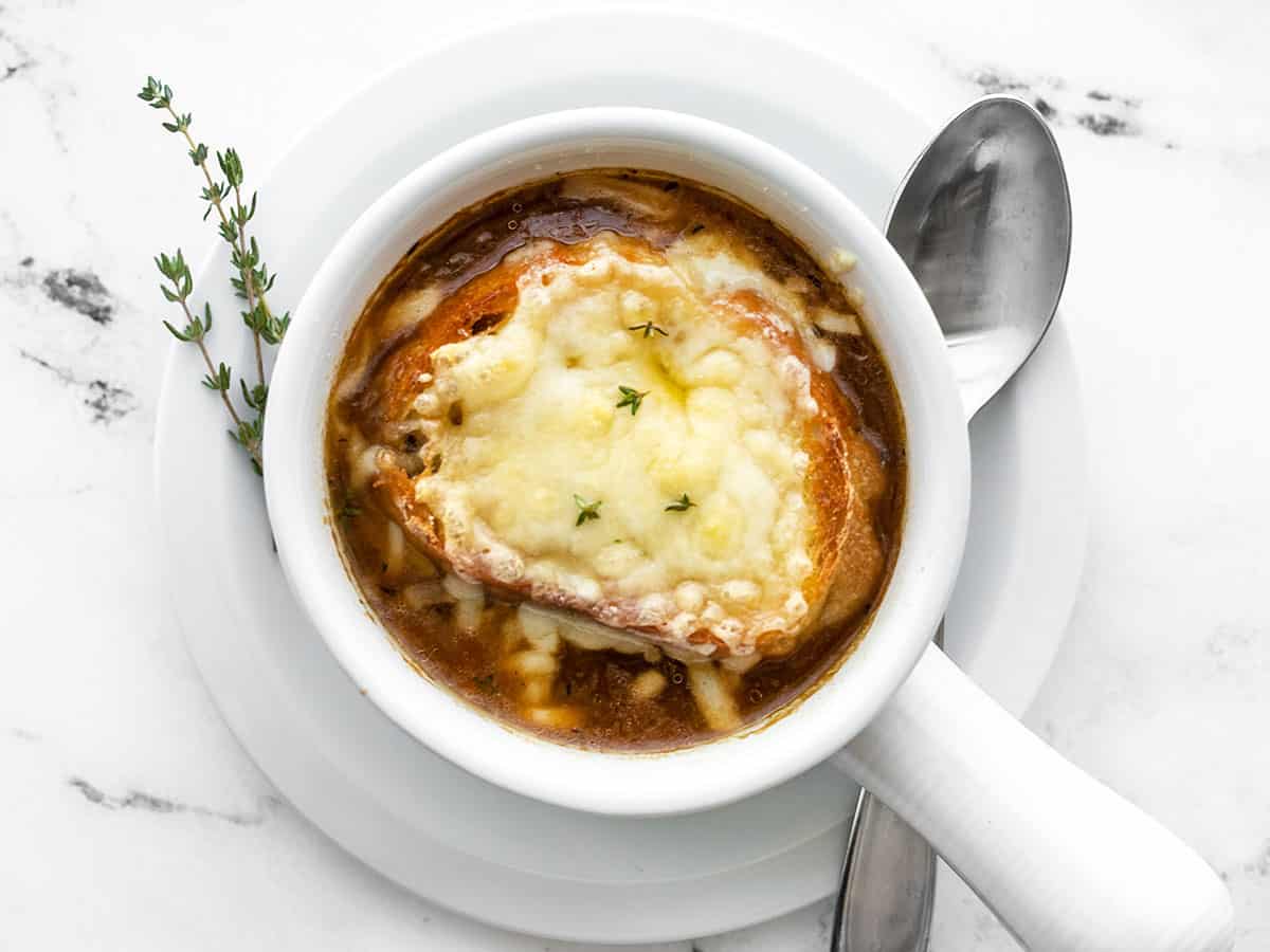 Can I use a regular bowl for French onion soup?