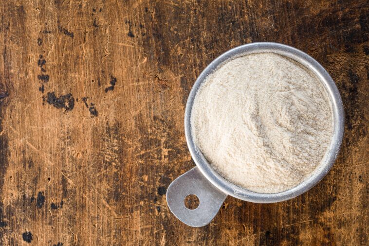 Can I use baking powder instead of xanthan gum?