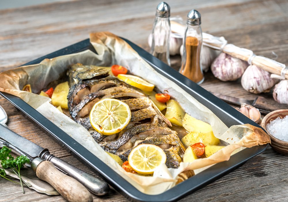 Can I use baking sheet for fish?