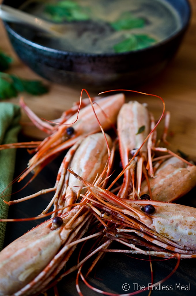 Can I use cooked prawn heads for stock?