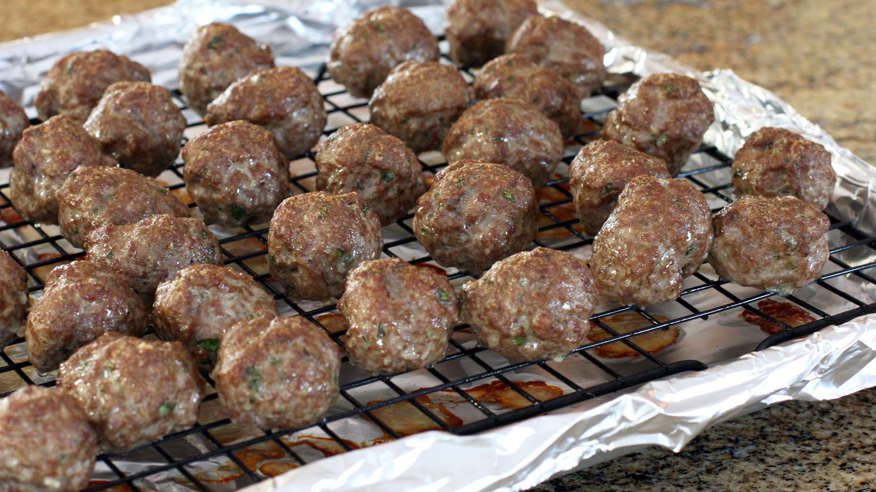 Can I use dried parsley instead of fresh in meatballs?