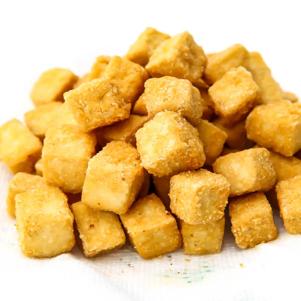 Can I use flour instead of cornstarch for frying tofu?