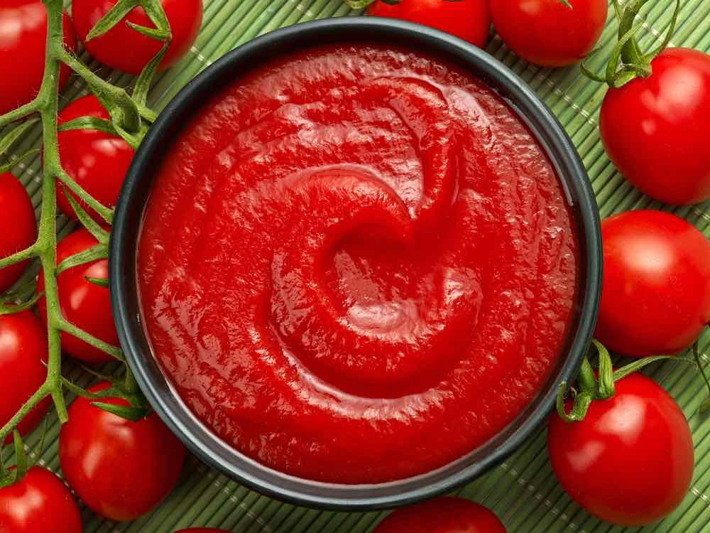 Can I use tomato ketchup instead of tomato sauce?