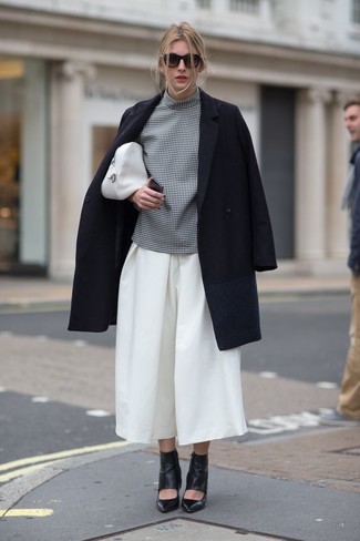 Can I wear ankle boots with culottes?