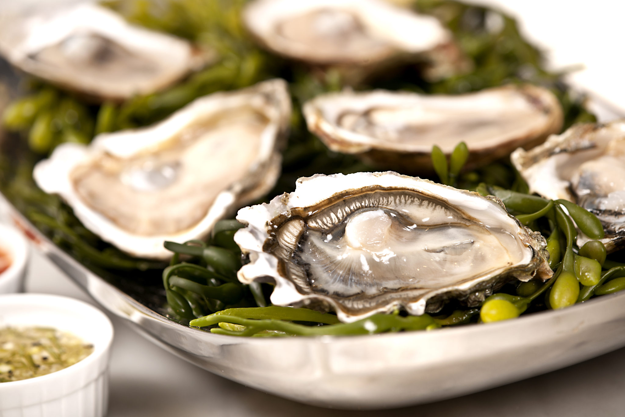 Can raw oysters raise your blood pressure?