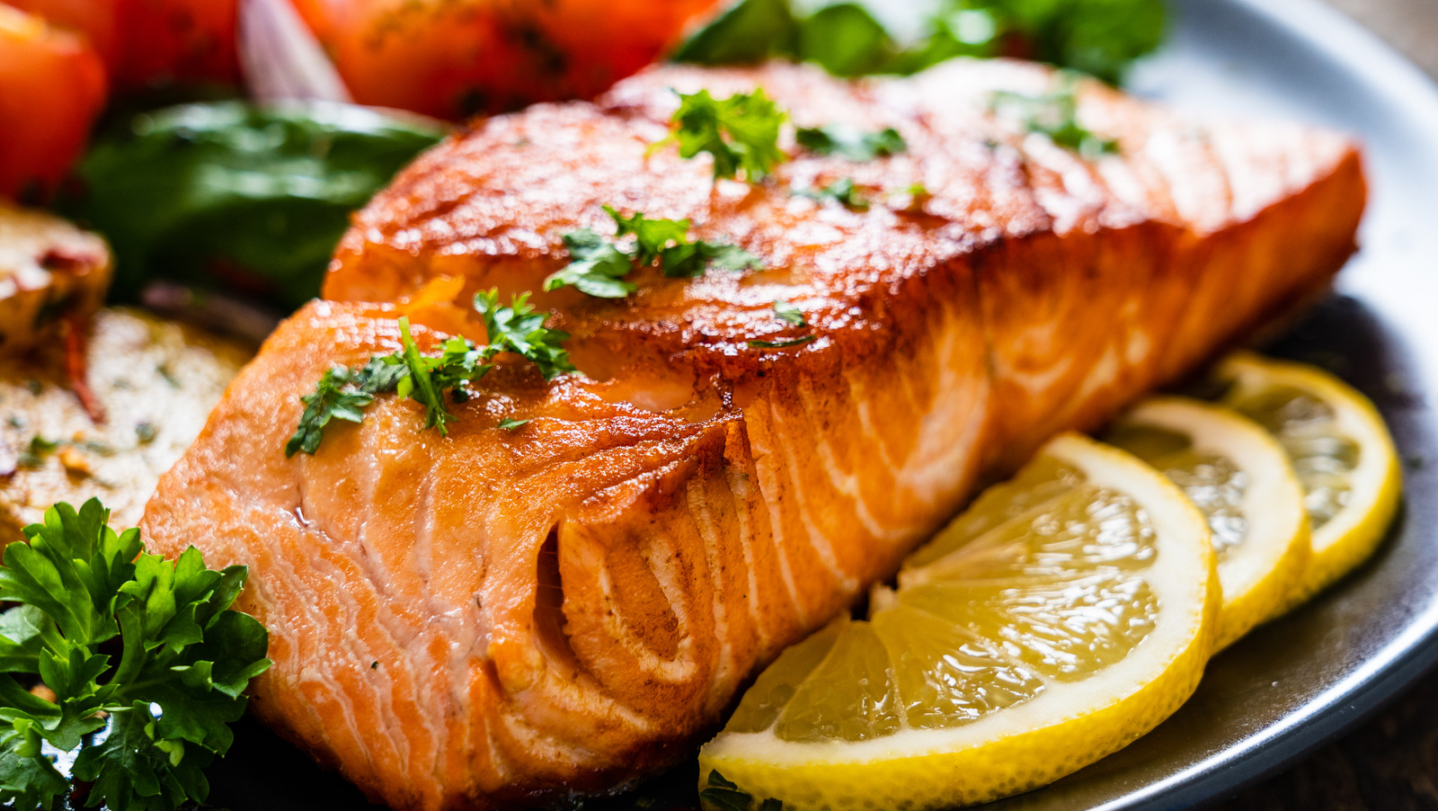 Can salmon give mercury poisoning?