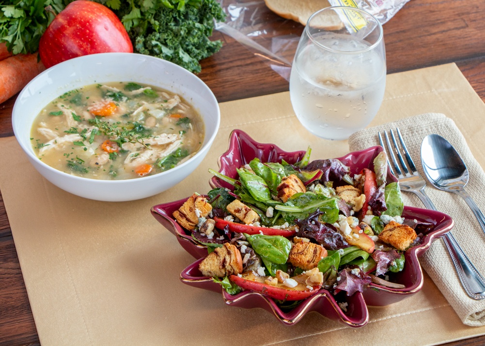 Can soup and salad be served together?