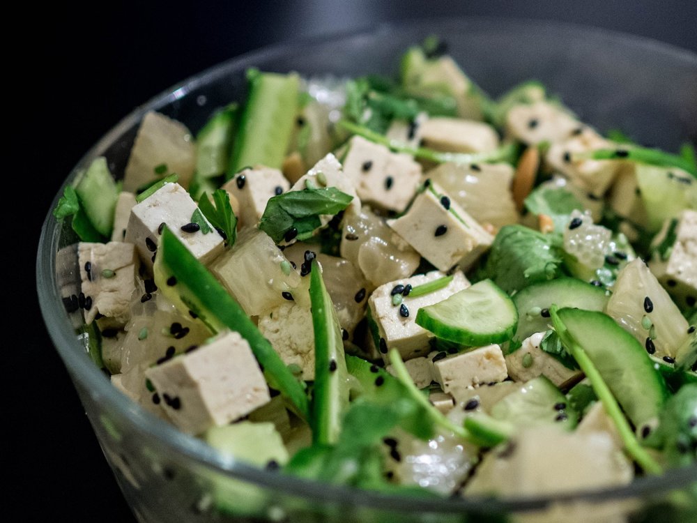 Can tofu help with menopausal hot flashes?