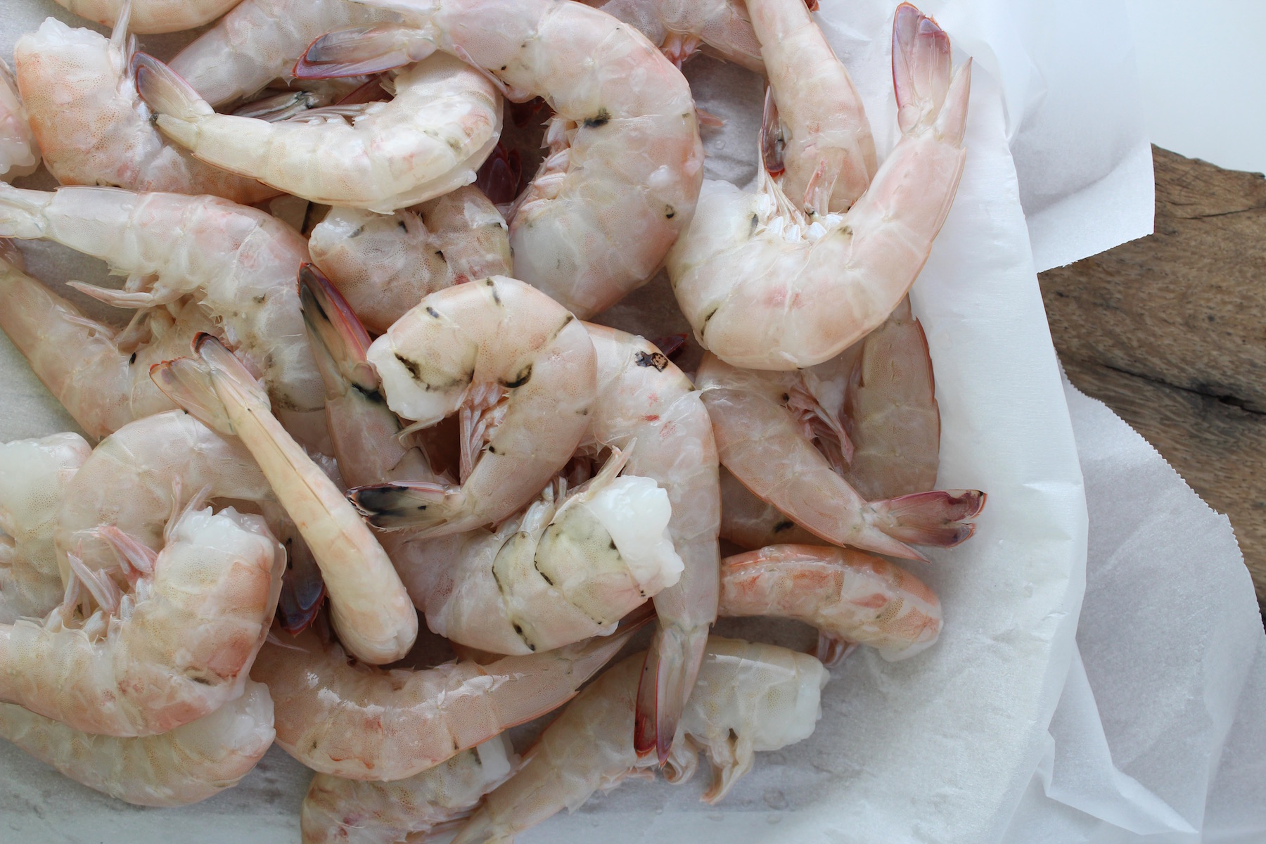 Can uncooked shrimp be pink?