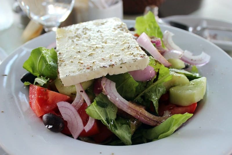 Can vegetarians eat feta cheese?