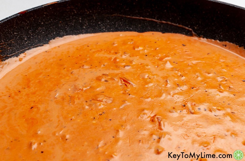 Can you add cream to tomato sauce without curdling?