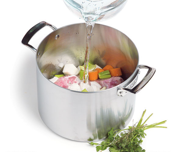 Can you add water to stock while cooking?