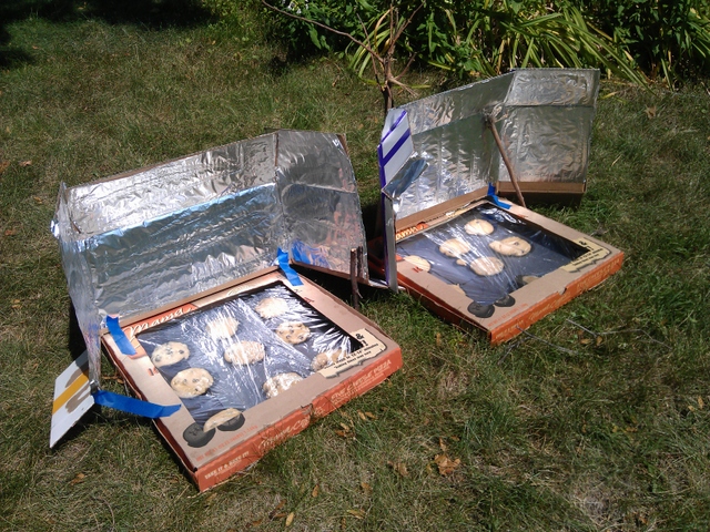 Can you bake cookies in a homemade solar oven?