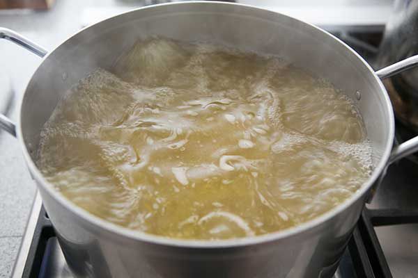 Can you boil chicken stock?